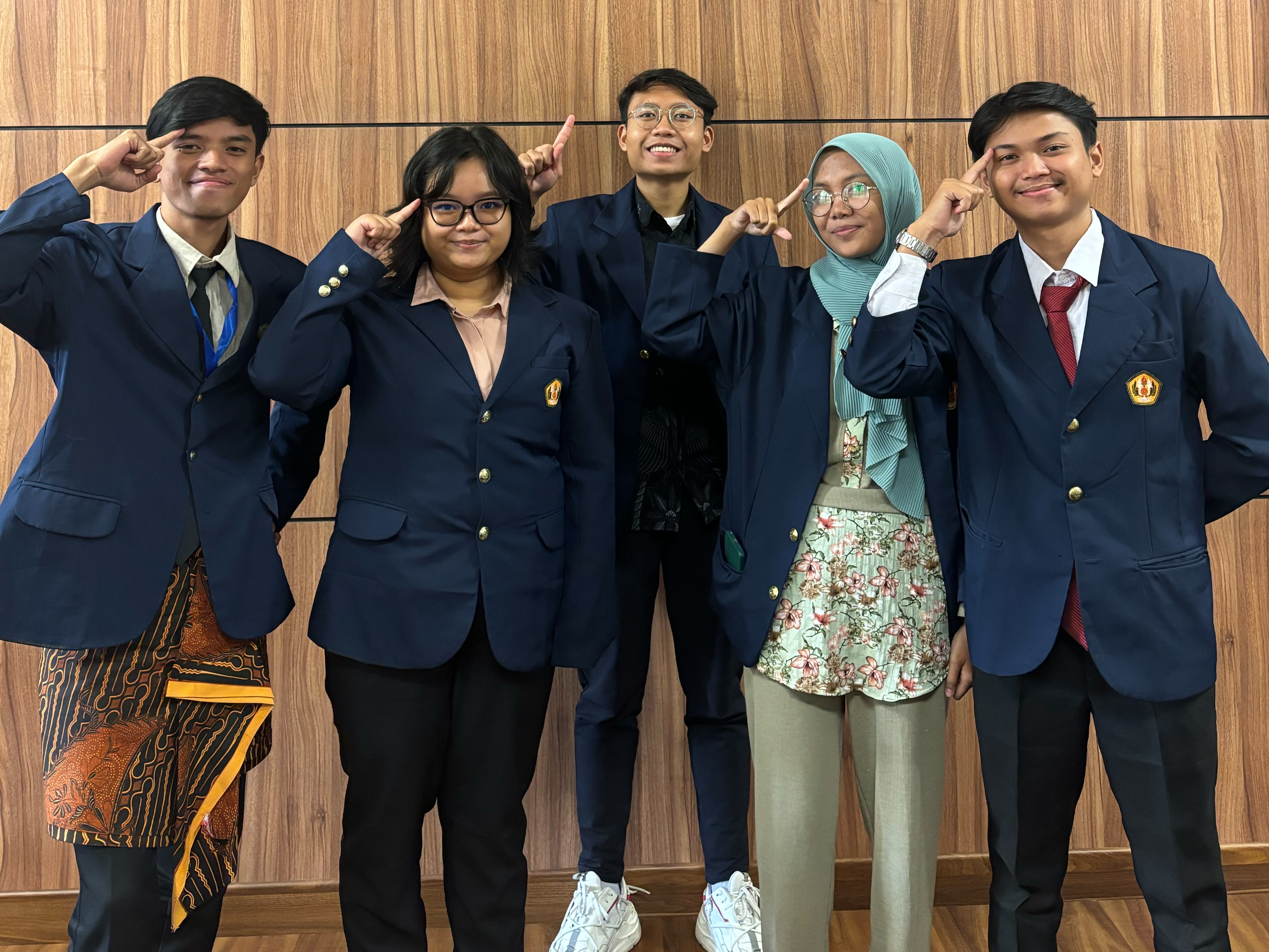 Audrey, Juara 2 Mahasiswa Berprestasi Program Diploma Universitas ...