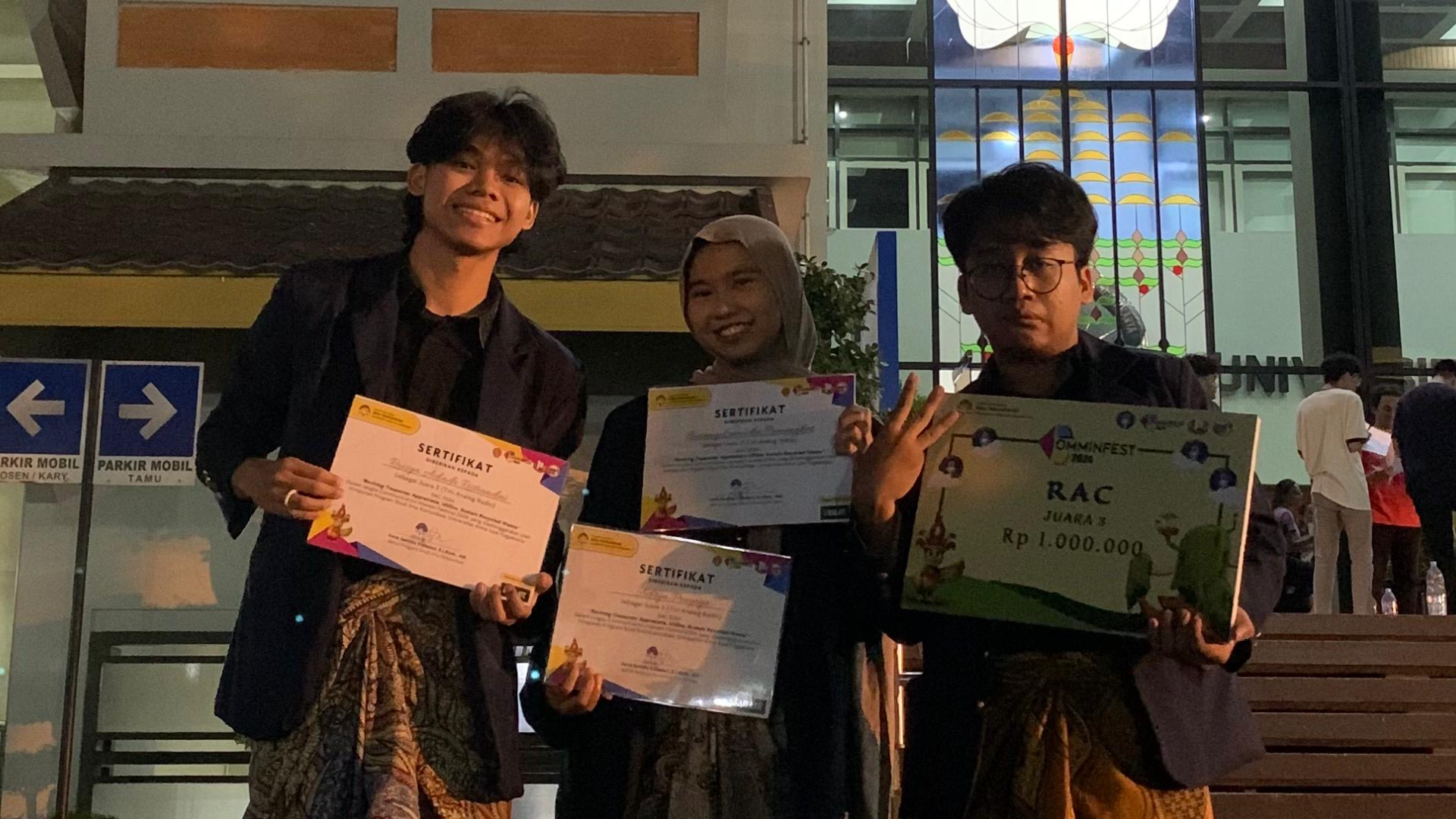 Mahasiswa Manajemen Produksi Media kembali Raih Prestasi di Comminfest ...