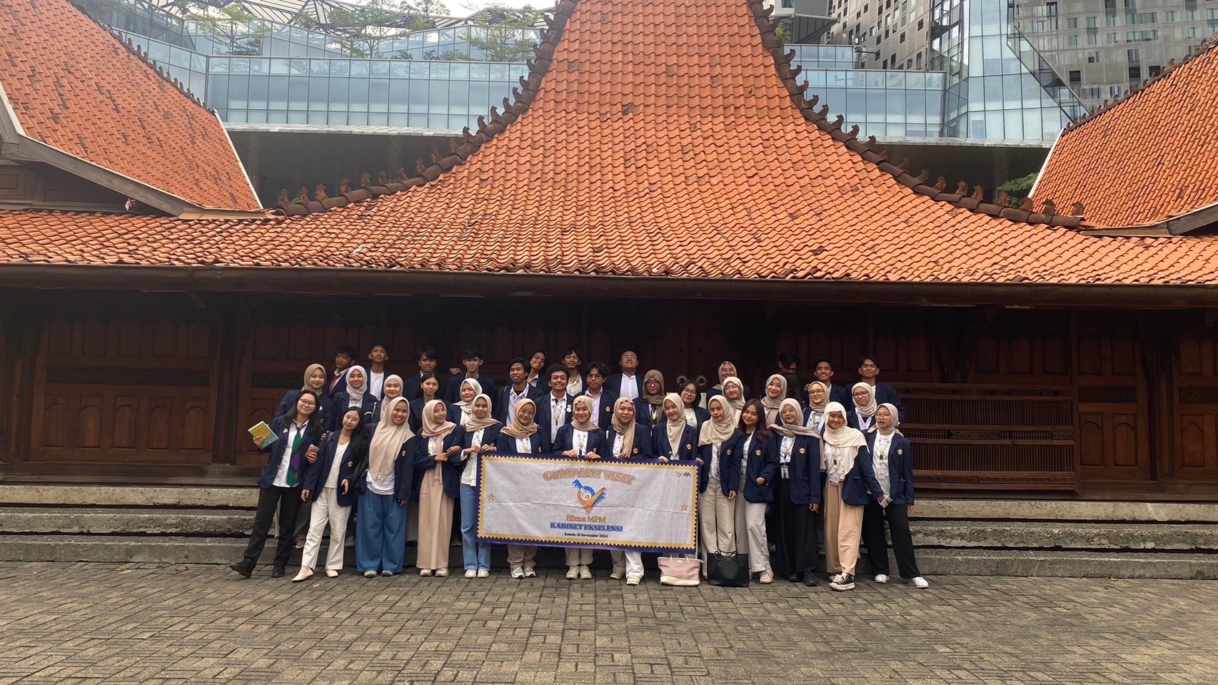 Program Studi Manajemen Produksi Media - Fakultas Ilmu Komunikasi ...