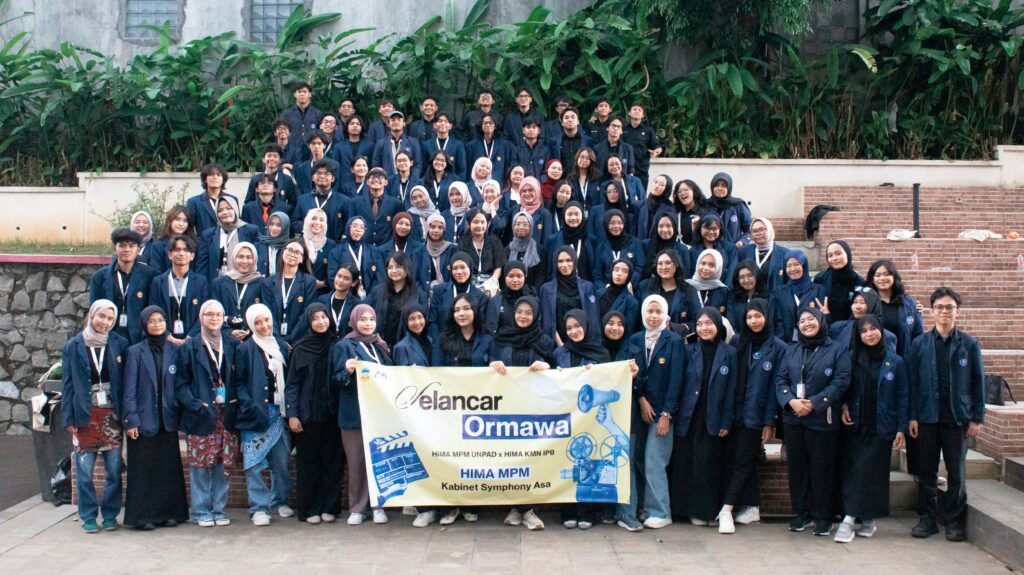 Selancar Ormawa: Ruang Kolaborasi Antara HIMA MPM dan HIMAKOM KMN SV ...